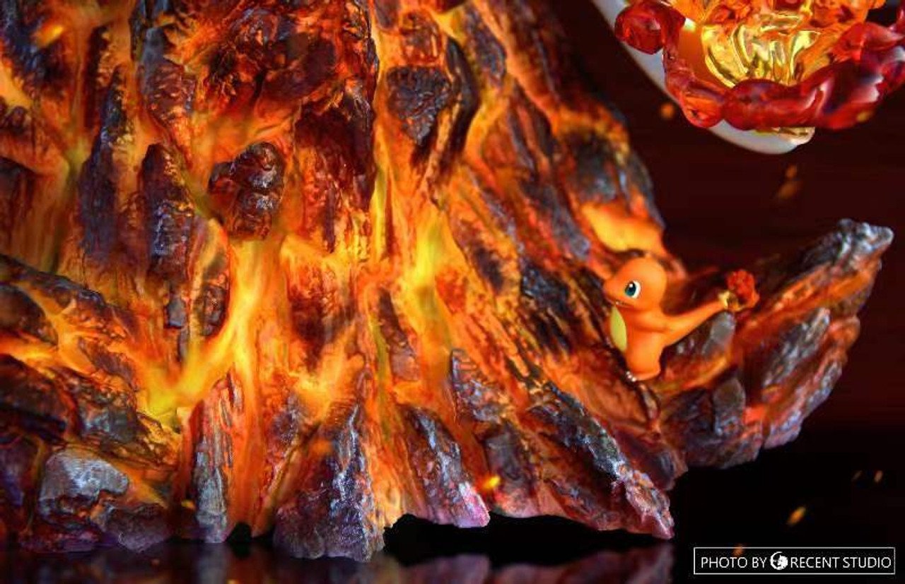 [Statue] Crescent Studio – Charizard Family